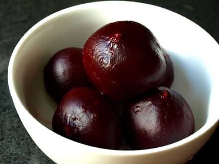 Salade de betterave rouge & chioggia, fleur de sel au café - Cookismo